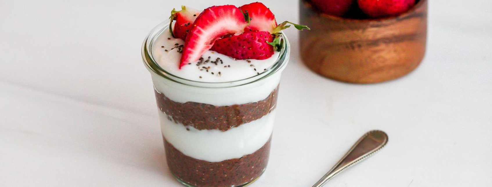 Chocolate Layered Chia Pudding - EpicLuv
